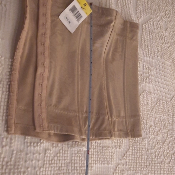 Maidenform | Intimates & Sleepwear | Maidenform Waist Nipper Ultra Firm ...